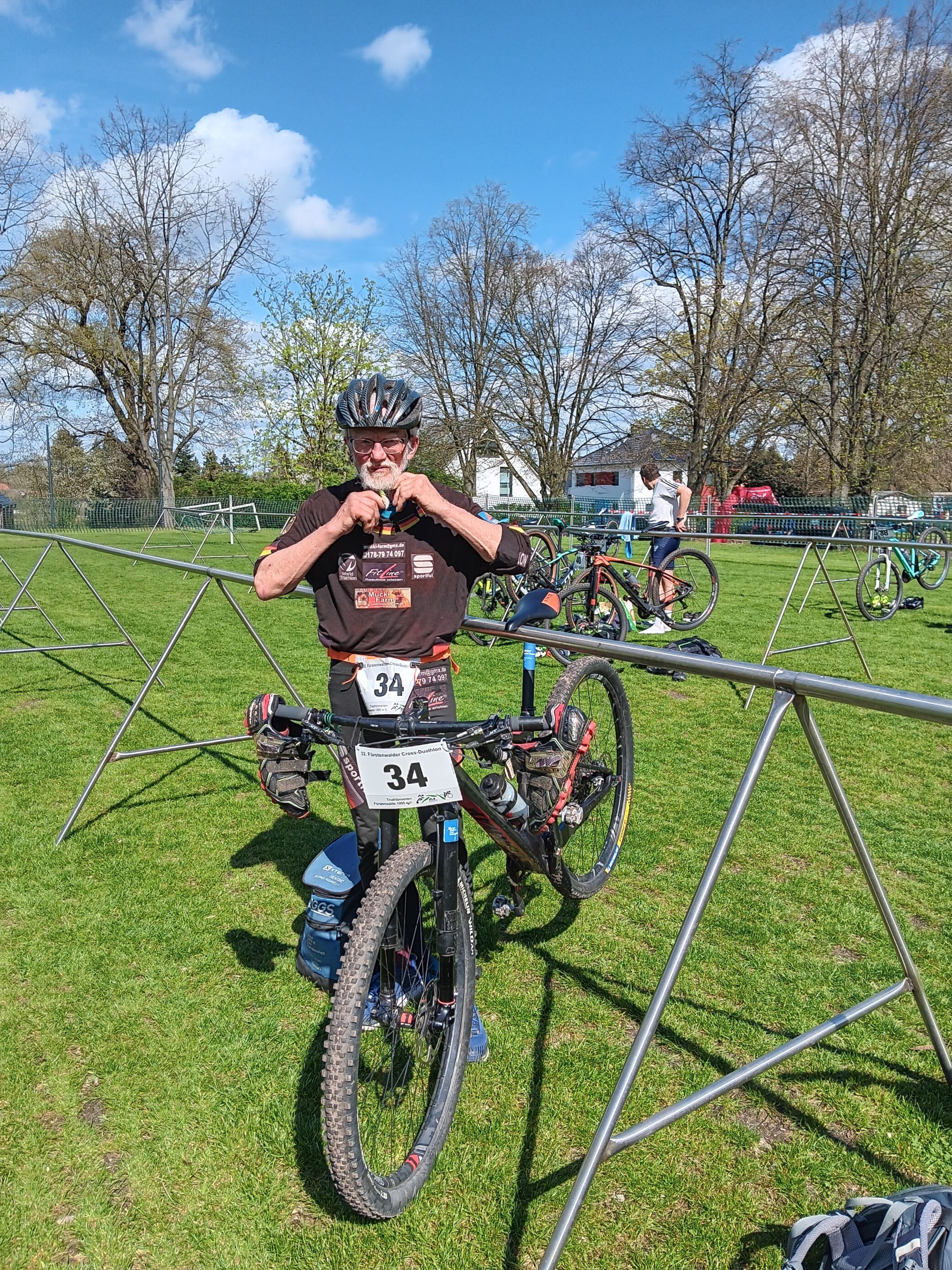 Reinhardt Engert – Landesmeister im Cross-Duathlon – SV Stahl ...